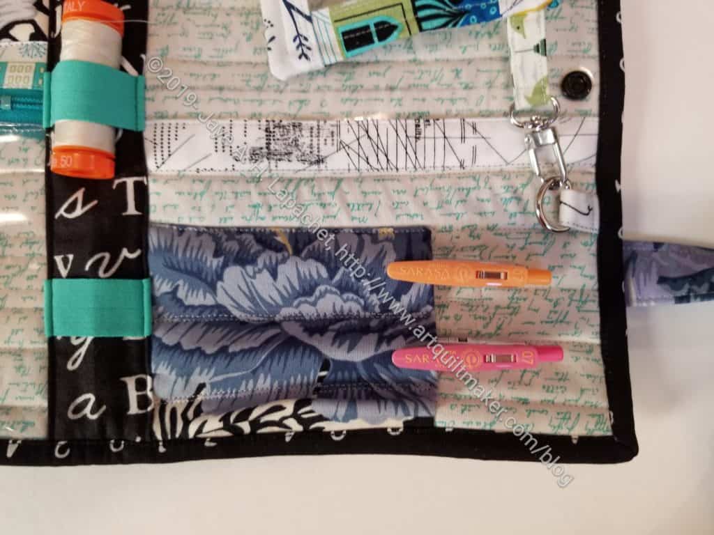 4 Zip Organizer: Pen/pencil holder, D-Ring – Artquiltmaker Blog