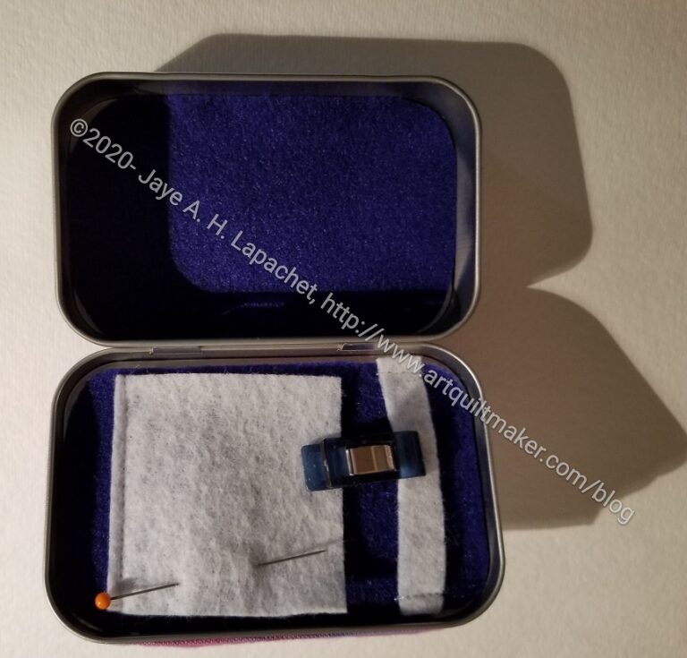 How to Make an Altoids Tin Sewing Kit – Artquiltmaker Blog