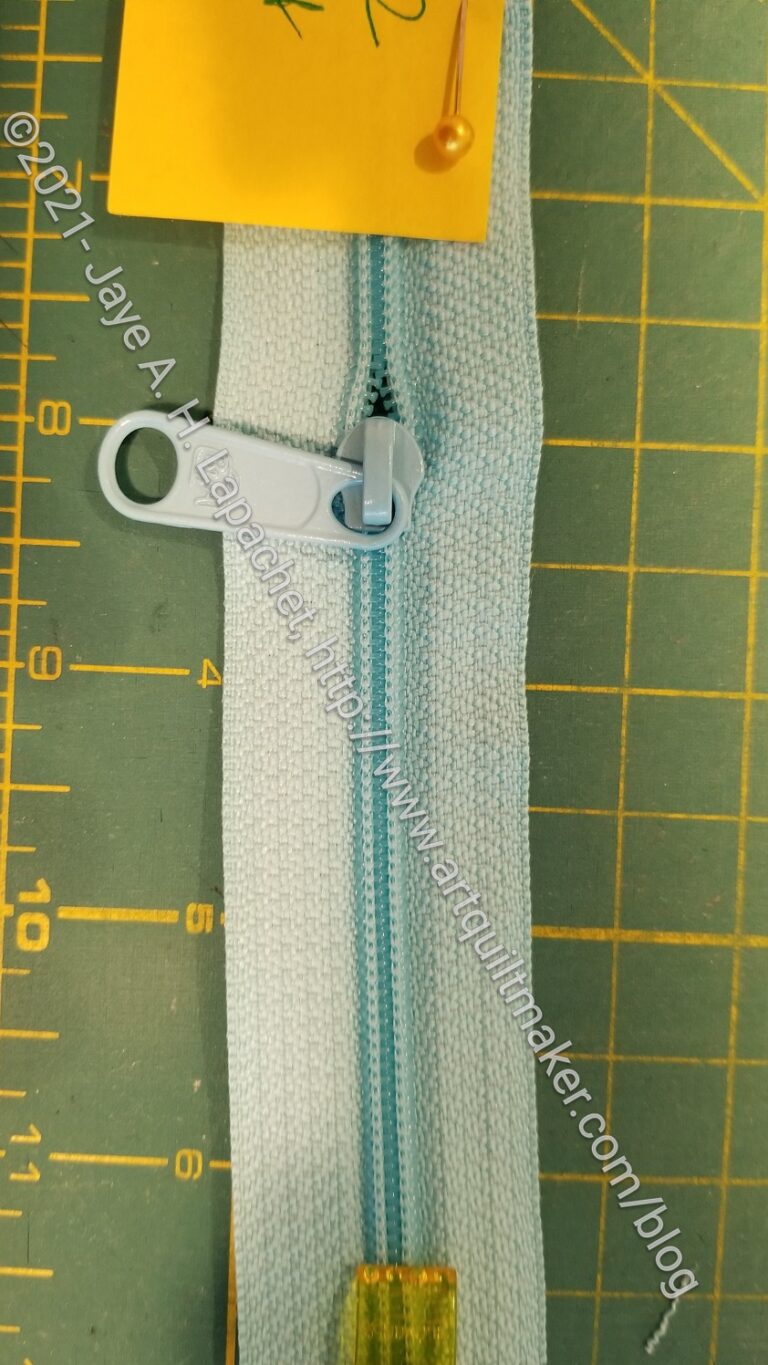 Tutorial: Adding Zipper Heads – Artquiltmaker Blog