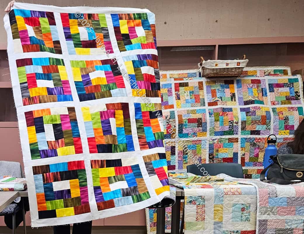 Potato Chip example -great fabric choices – Artquiltmaker Blog